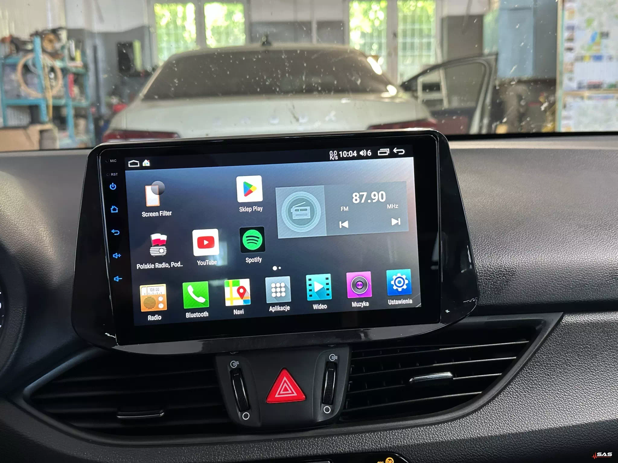 Wymiana radia na dedykowaną nawigację Android w Hyundai'u i30 - Sound ...